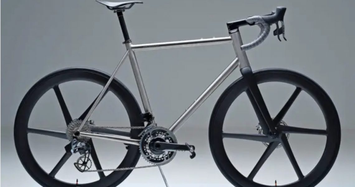Luxury Titanium Road Bike Collaboration: Cycling Ceramic and Rocket ...