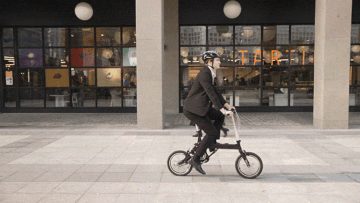 Meet The New Pop-Cycle! Are Folding Bikes A Thing Of The Past Already?